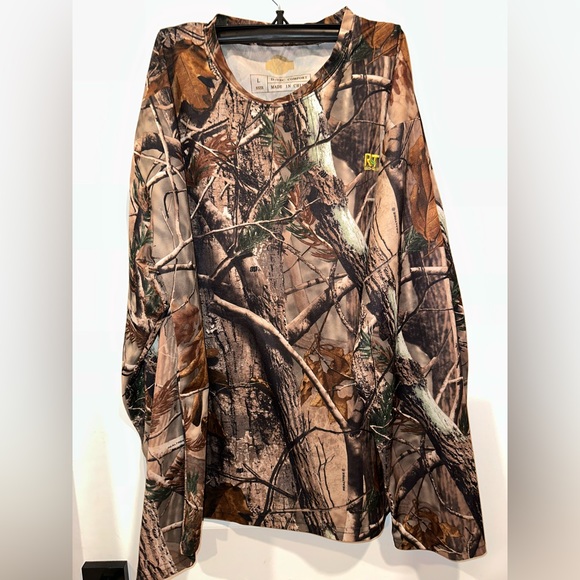 Realtree | Shirts | Realtree Camo Long Sleeve | Poshmark